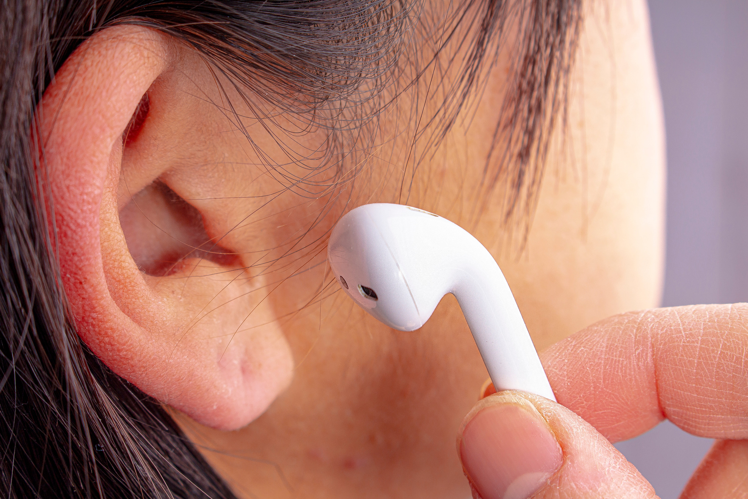 How much exposure to radiation do wireless bluetooth earphones cause ...